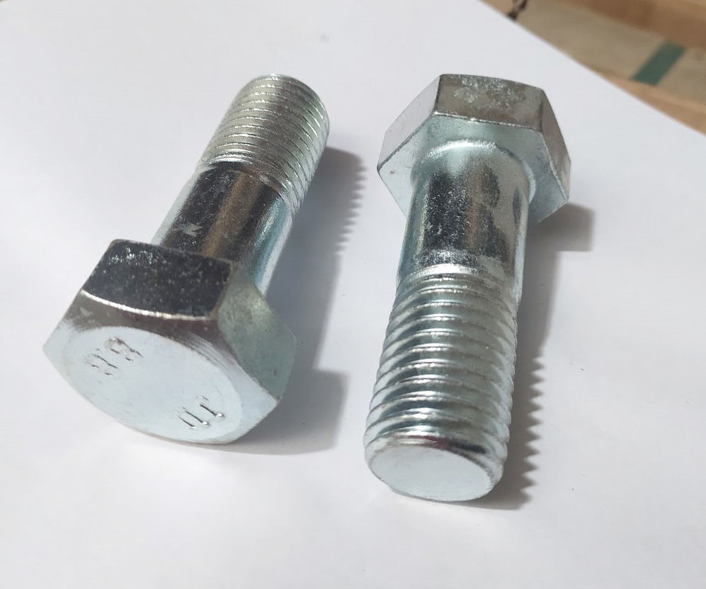 Болт DIN 7990 М24х55 к.п. 8.8 с неполной резьбой (длина резьбы 26,0 мм ...